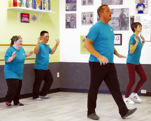 Valley dance troupe soars with no limits for special-needs students ...